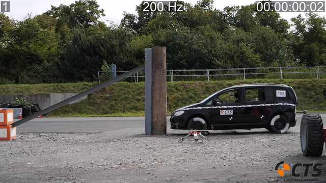 VW Touran I GP / CTS Barriere Eiche
